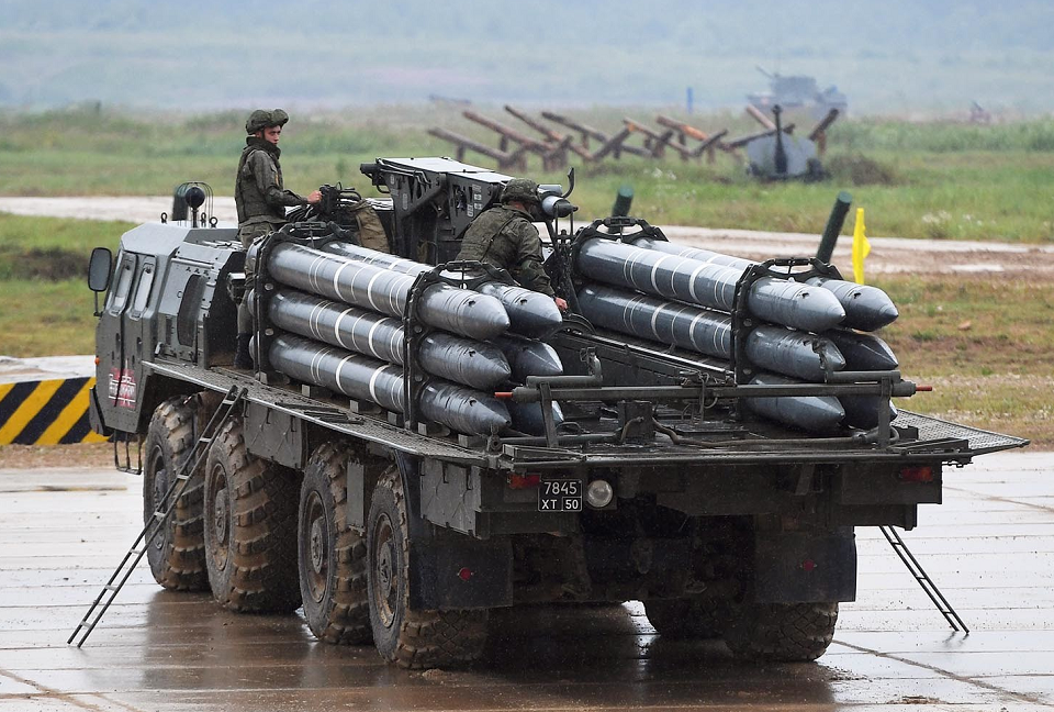 Tornado-S MLRS: Το ρωσικό Πυροβολικό περνάει σε νέα εποχή - Πτήση