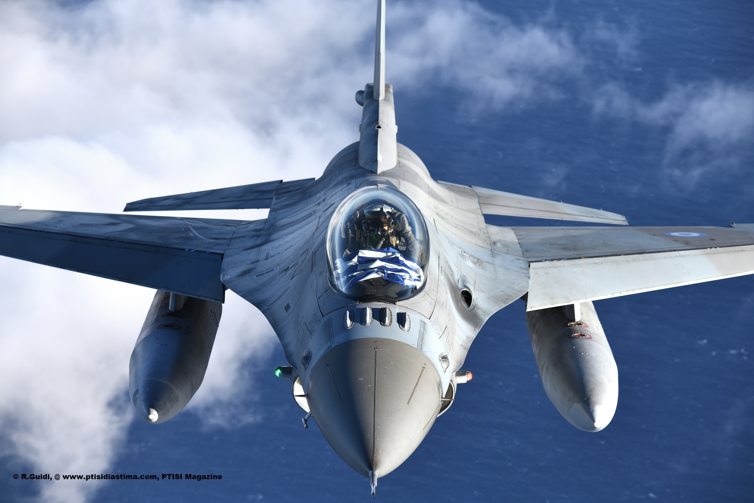 To viper που θα γίνει Viper! Φωτογραφία τη Ημέρας - Πτήση