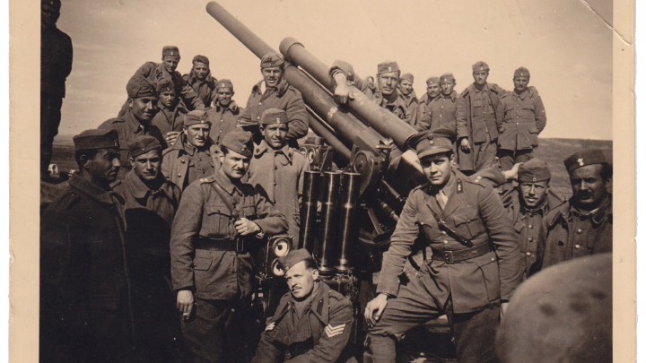 Ελληνοϊταλικός πόλεμος του 1940: Ανταπόκριση από το μέτωπο - Πτήση