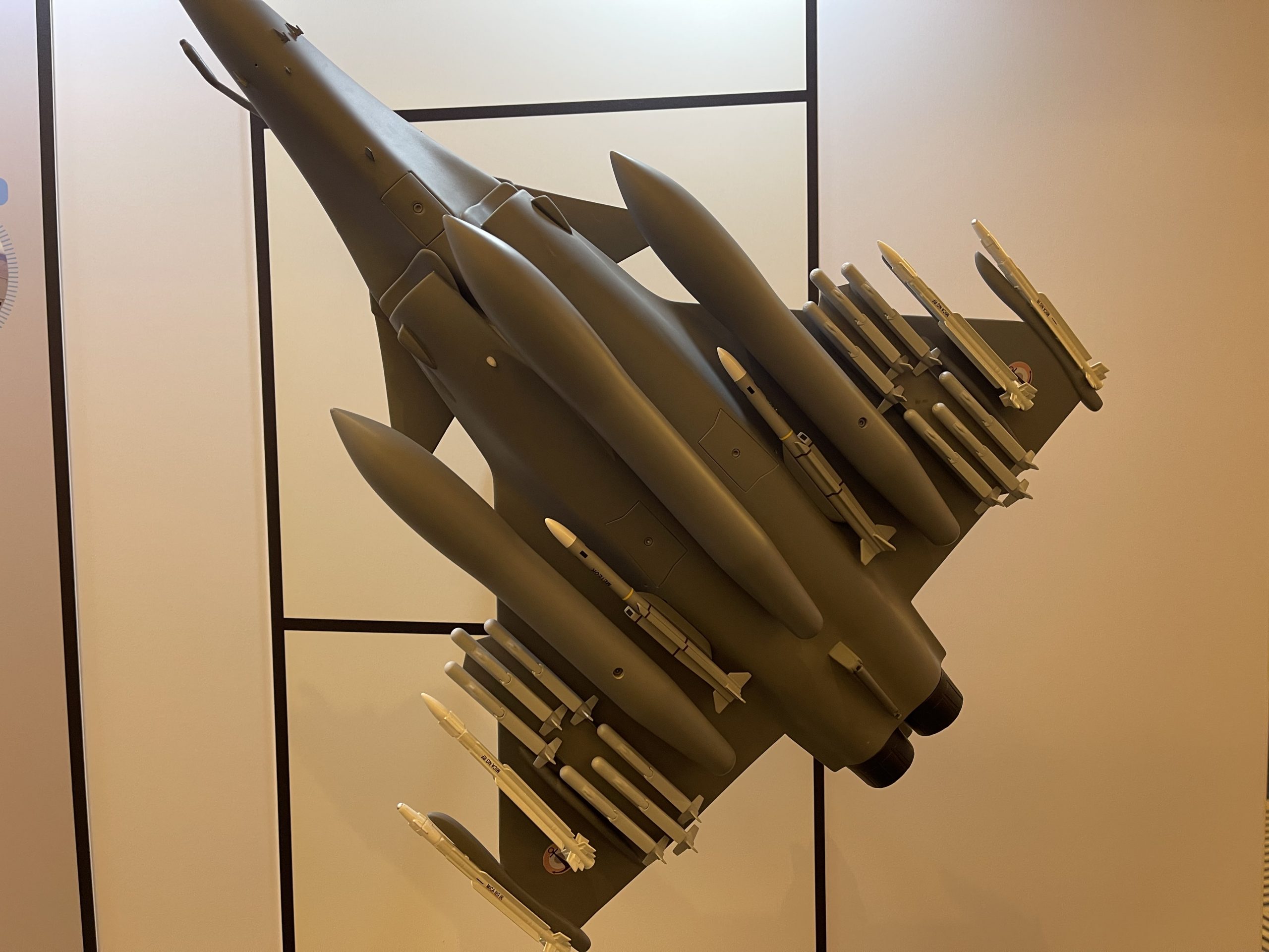 To απόλυτο Rafale, φορτωμένο με όπλα από την MBDA! - Πτήση