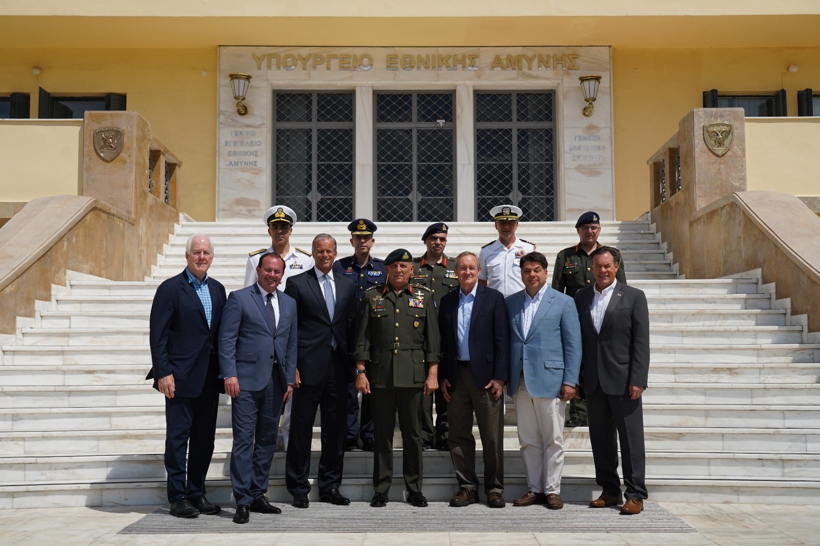 Επίσκεψη αντιπροσωπείας του αμερικανικού Κογκρέσου στο ΓΕΕΘΑ - Πτήση