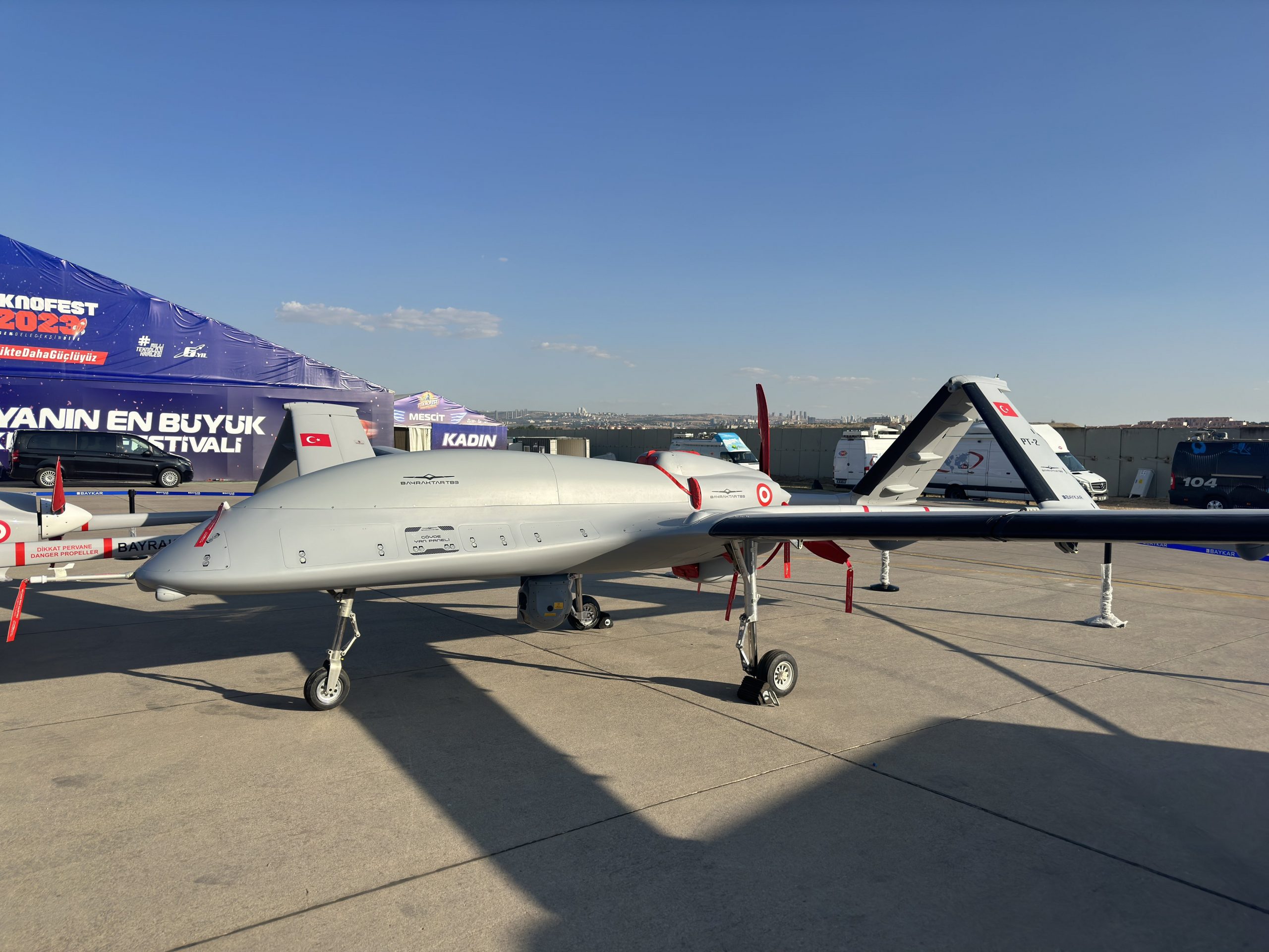 Bayraktar TB3 για το ANADOLU, «έσκασε μούρη» στην TEKNOFEST! - Πτήση