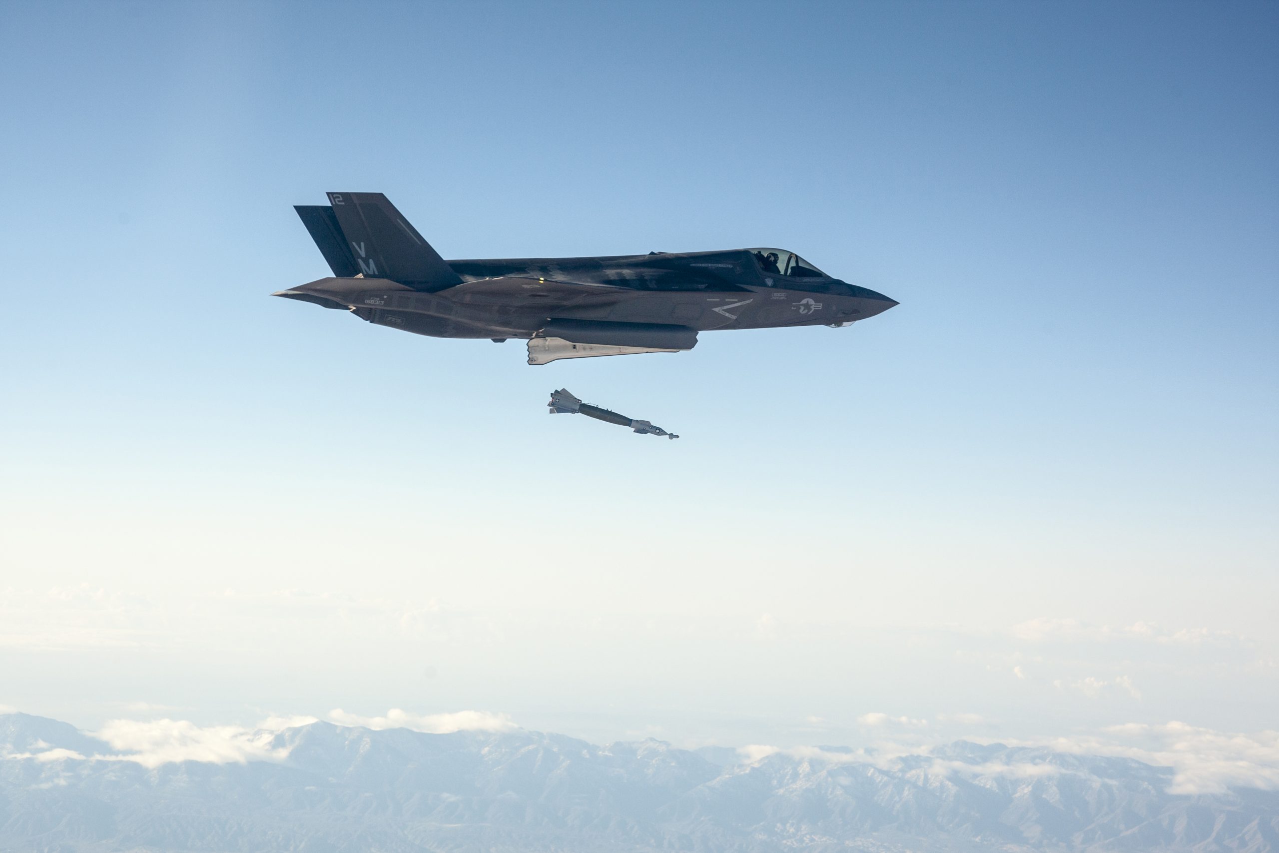 Τι όπλα χρειαζόμαστε για τα ελληνικά F-35; Μέρος B’, Αέρος-Εδάφους - Πτήση