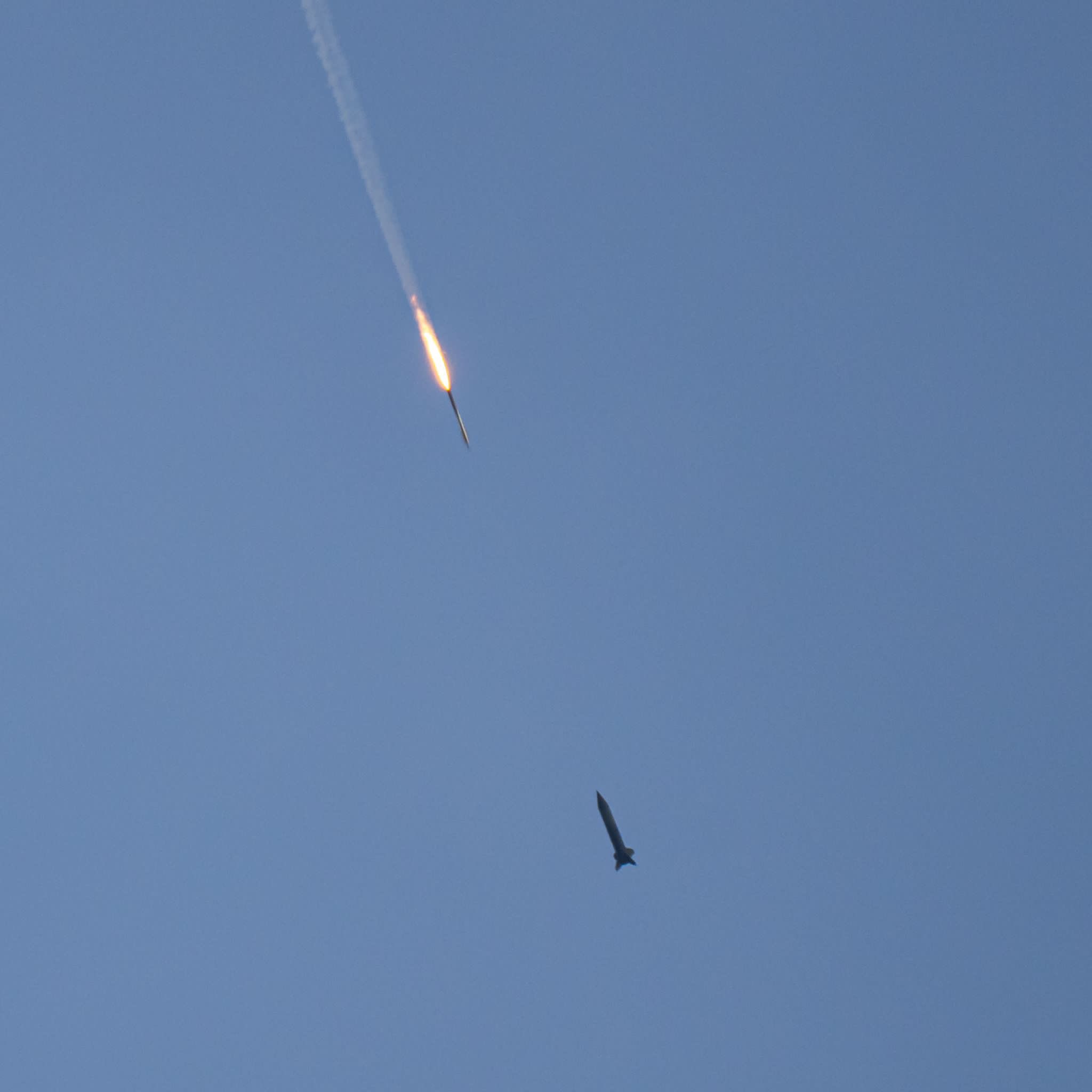 «Κυνηγός» και «θήραμα» Νο2, φωτογραφία της Ημέρας - Πτήση