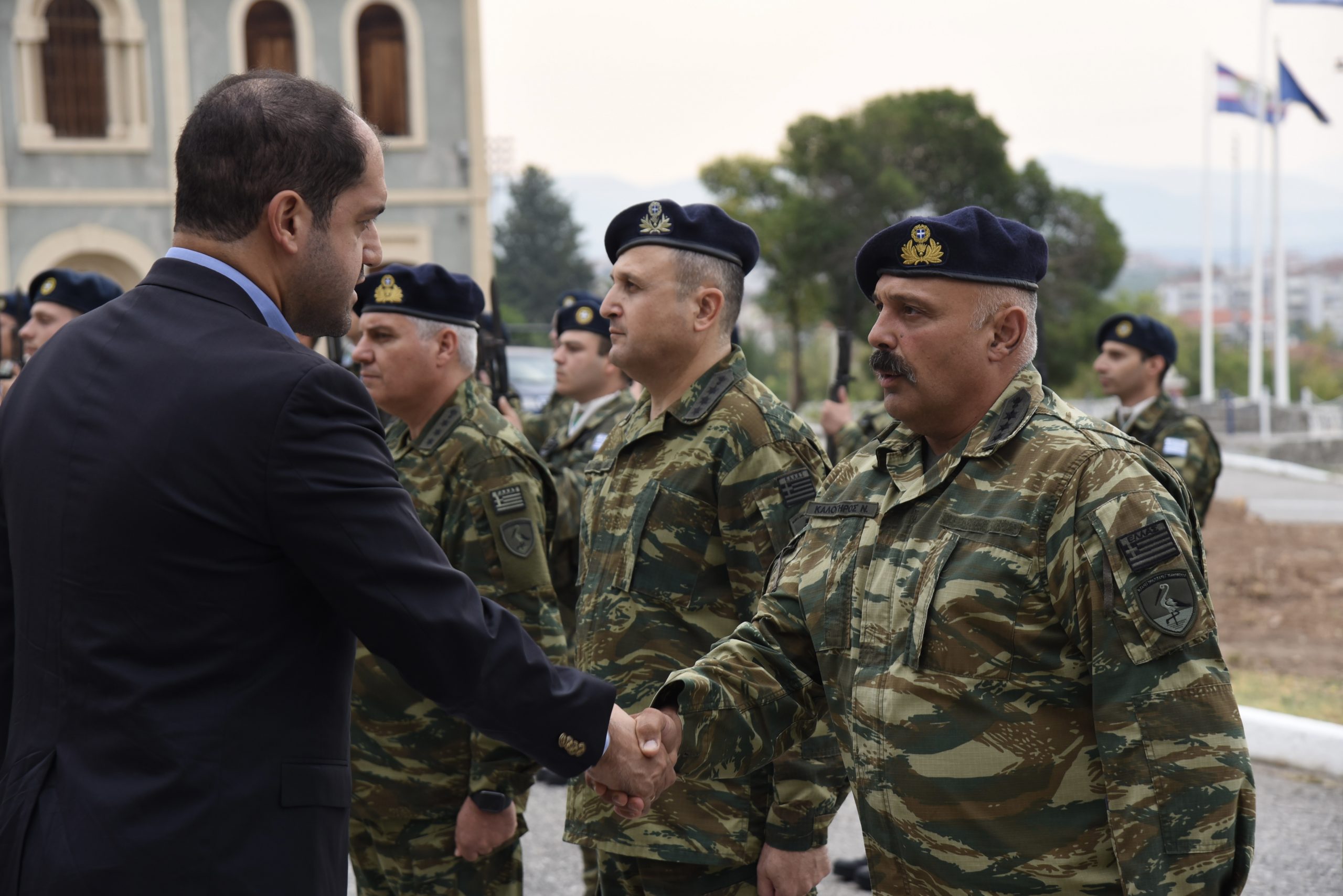 Κοζάνη: Επίσκεψη Κεφαλογιάννη στην έδρα της 9ης Μηχανοποιημένης ...