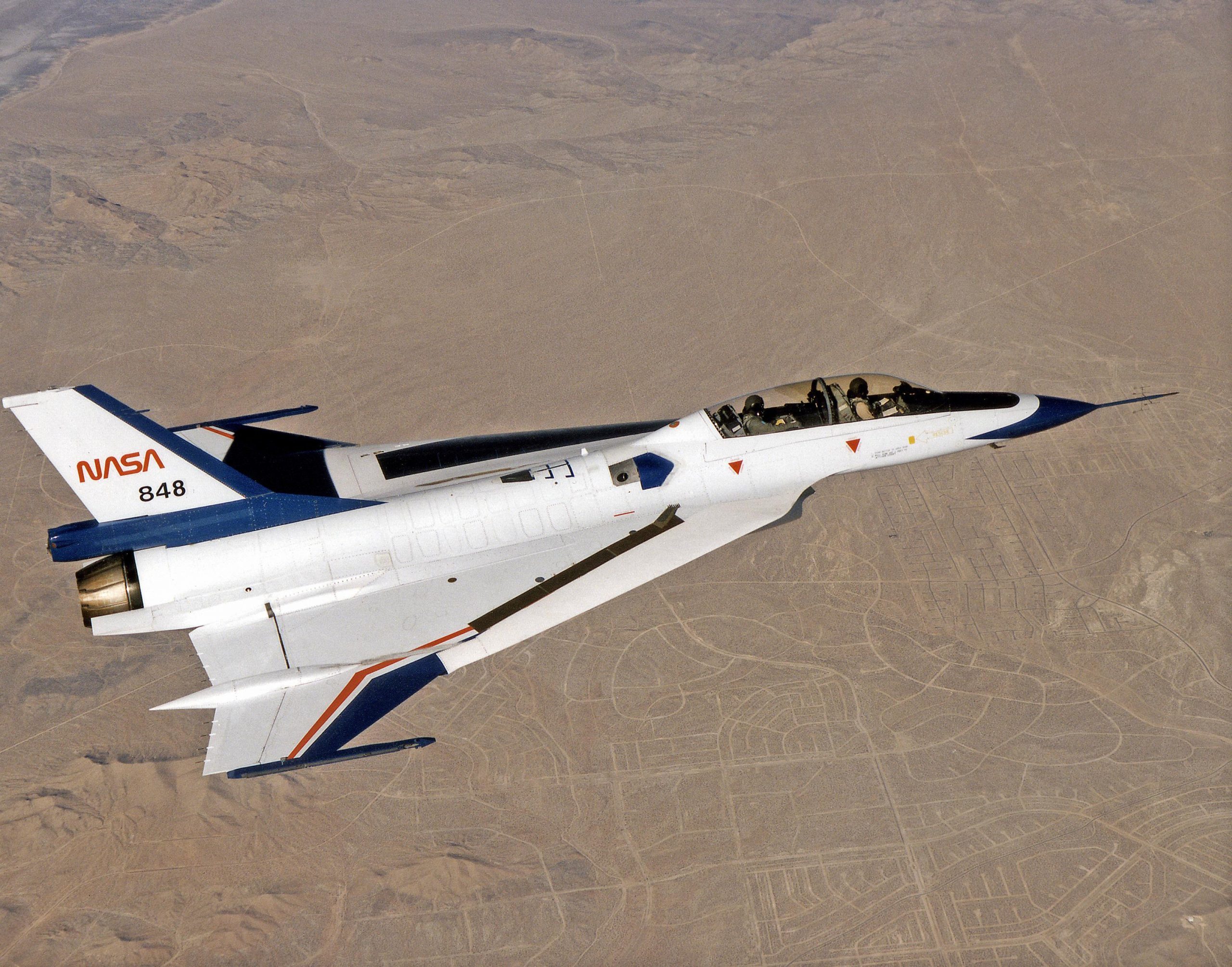 F-16XL, το μαχητικό που κάποτε κόντραρε το F-15E - Πτήση