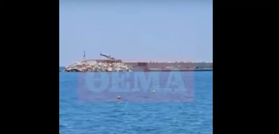 ΕΚΤΑΚΤΟ: Έπεσε πολιτικό ελικόπτερο στη Μαρίνα Βουλιαγμένης - Πτήση