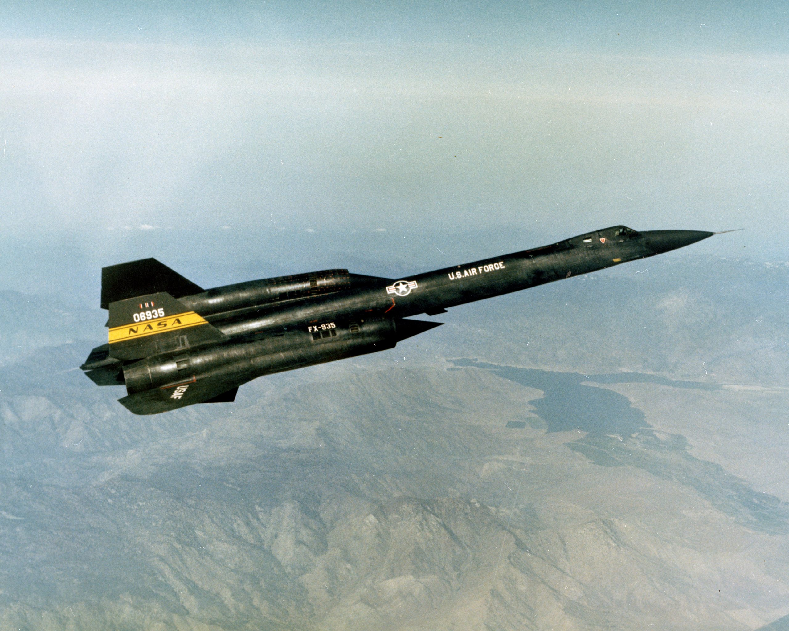Lockheed YF-12: Η τεχνολογία ενός κορυφαίου υπερηχητικού αναχαιτιστικού ...