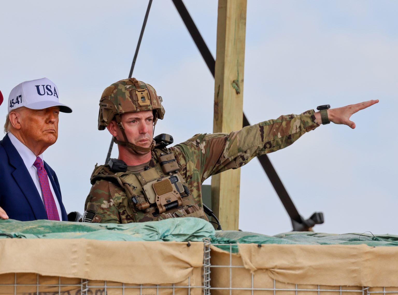 Ο Τραμπ θέλει να μετονομάσει το υπουργείο Άμυνας σε υπουργείο Πολέμου ...