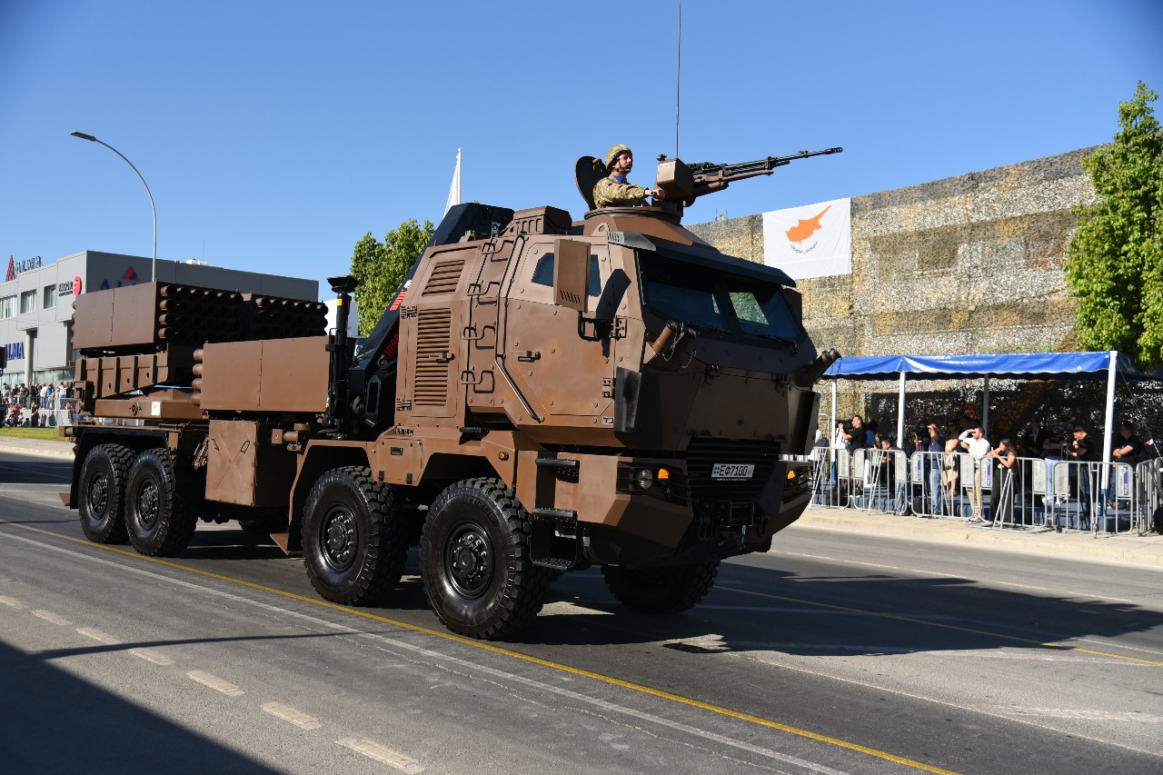 Επίσημη πρώτη για τους πολλαπλούς εκτοξευτές Tamnava της Κυπριακής Εθνικής Φρουράς - Πτήση