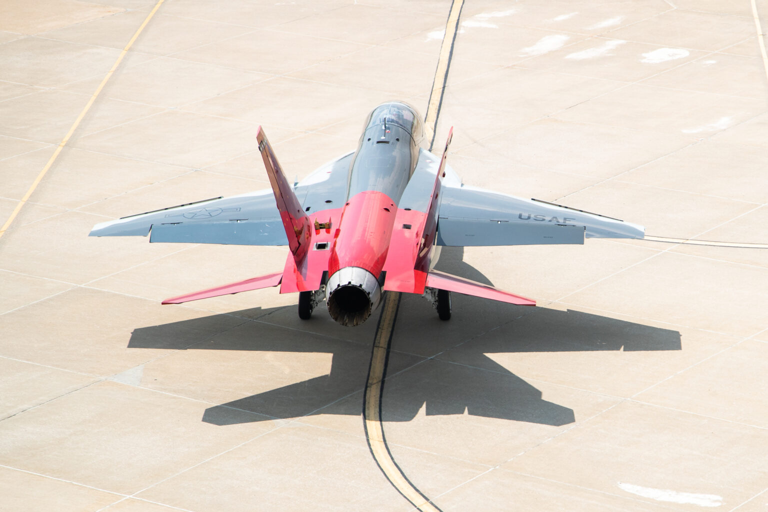 General Electric F404: η «καρδιά» τριών προηγμένων εκπαιδευτικών - Πτήση