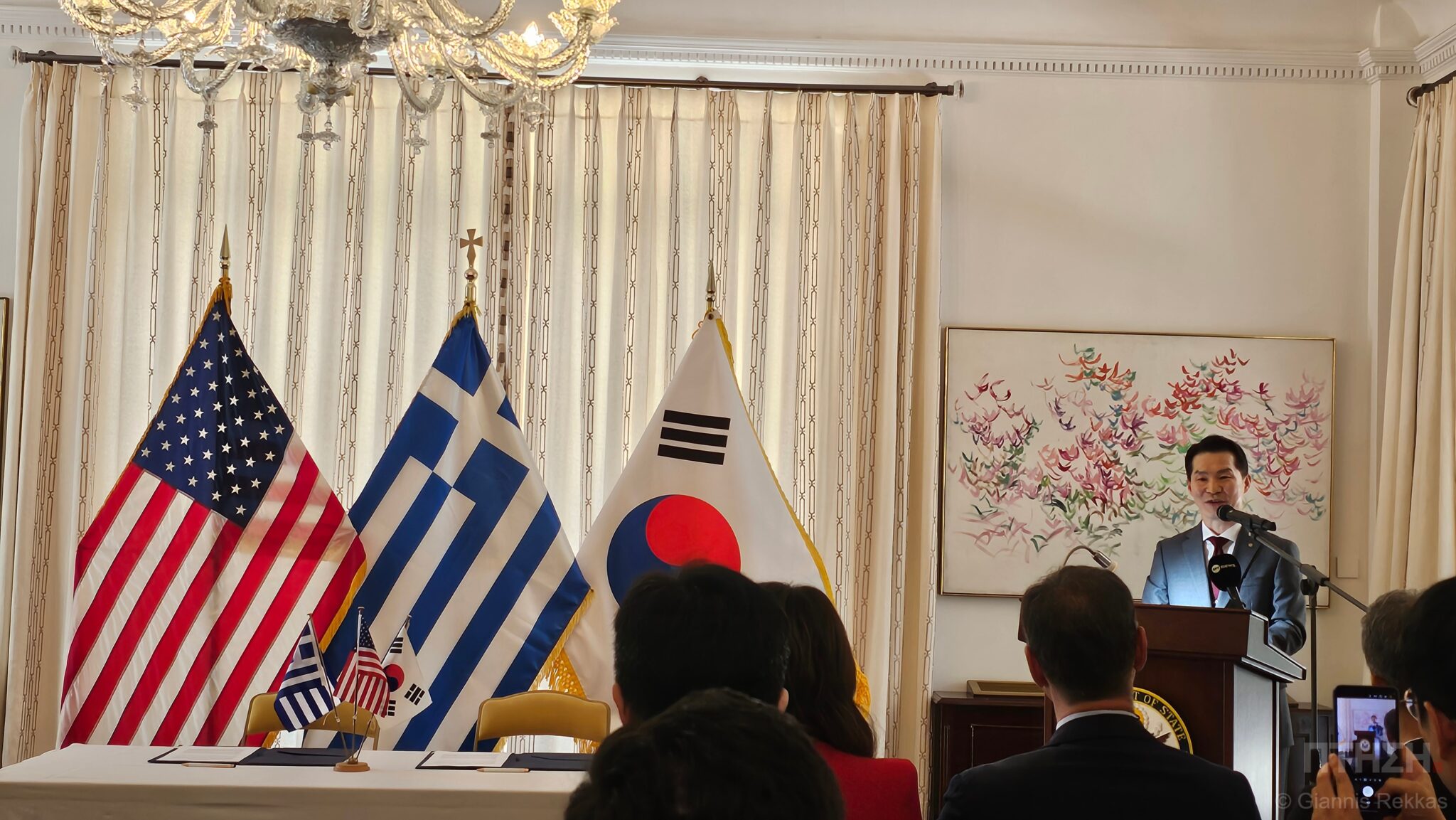 Project Trident στην Ελευσίνα: Εξυπηρέτηση του 6ου Στόλου, εγχώρια ...